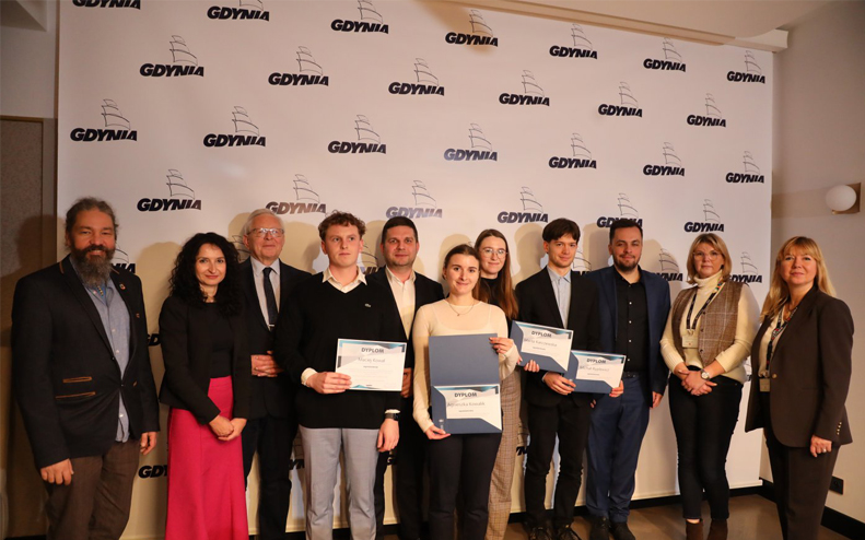 The best diploma theses on the development of Gdynia | The Faculty of ...